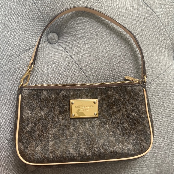 Michael Kors | Bags | Michael Kors Mini Purse | Poshmark